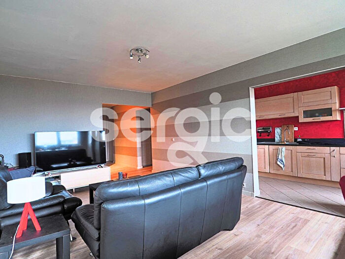 Appartement à vendre - Tourcoing, Centre-ville - 4 pièces - 2 chambres