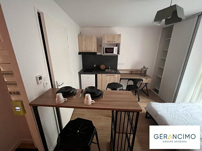 Appartement à louer - Saint Marc-Croix de Pierre-Saint Nicaise, Rouen - 1 pièce