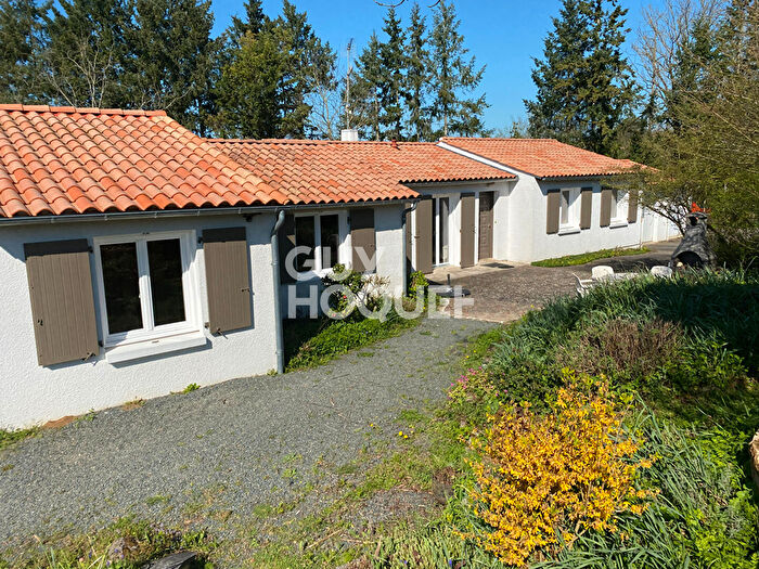 Maison à vendre - LOrbrie - 6 pièces - 4 chambres