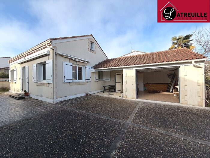 Maison à vendre - Saint-Georges-de-Didonne, Vallières - 5 pièces - 4 chambres