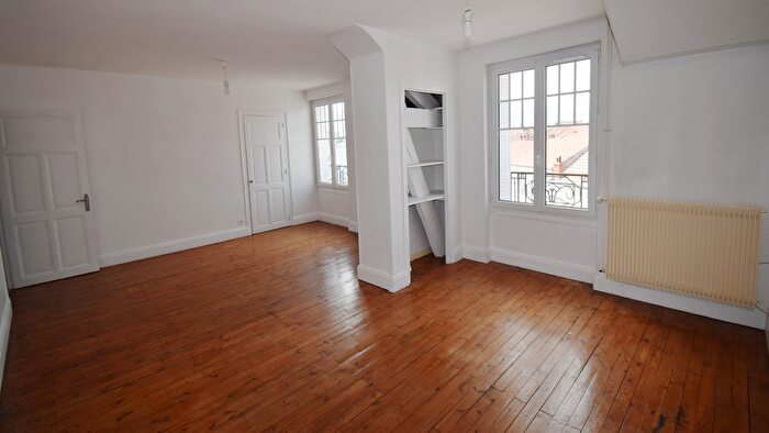 Vichy, Les Bartins, Jeanne dArc, Beauséjour : Appartement 4 pièces à louer
