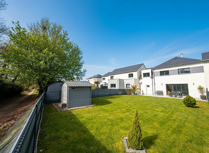 Maison à vendre - Gévezé - 6 pièces - 4 chambres