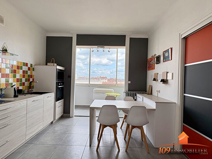 Appartement 3 pièces à Villefranche-sur-Saône, Centre-ville, à vendre