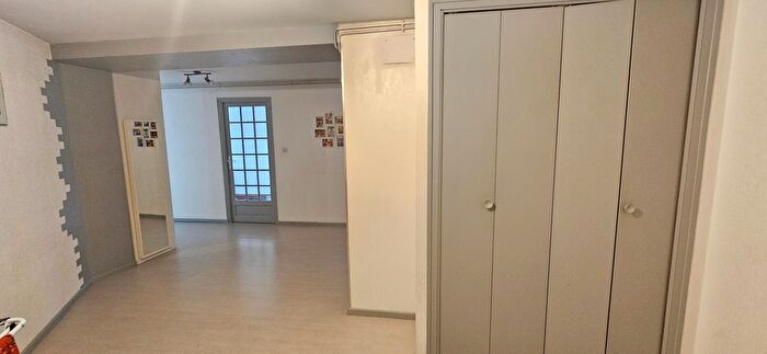 Appartement à vendre - Remiremont - 4 pièces - 2 chambres