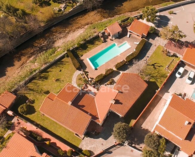 Argelès-sur-Mer, Centre-ville : Maison 5 pièces à vendre