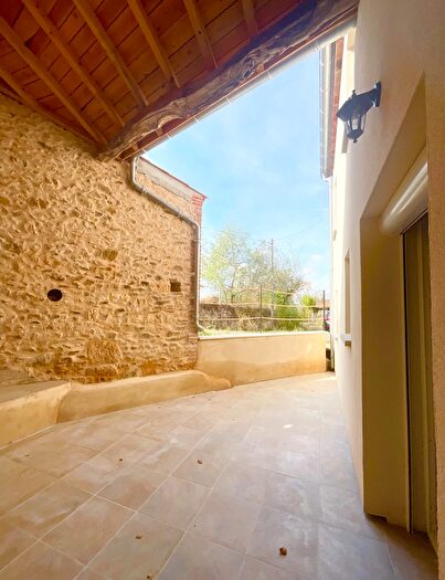 Maison 4 pièces à louer à Roumégoux