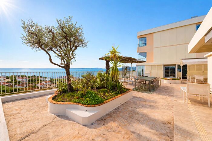 Appartement 4 pièces à vendre - Antibes, Antibes-les-Pins, Trianon, Le Fournel, Peyregoue