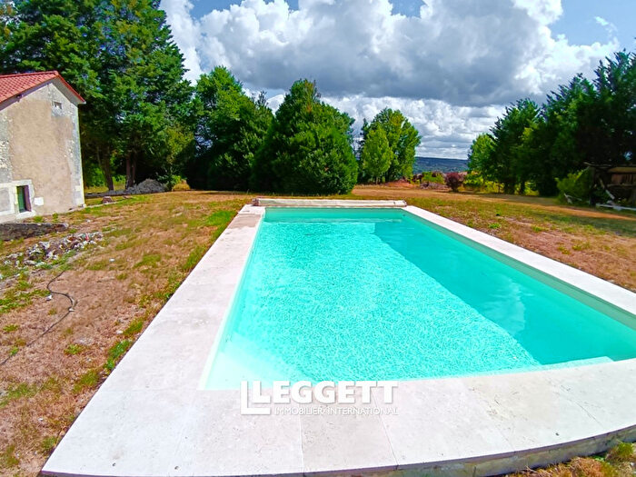 Maison à vendre - Grand-Brassac - 5 pièces - 3 chambres