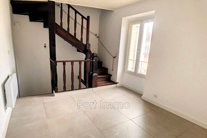 Saint Jean-Les Vallières, Cagnes-sur-Mer - Maison 2 pièces à louer