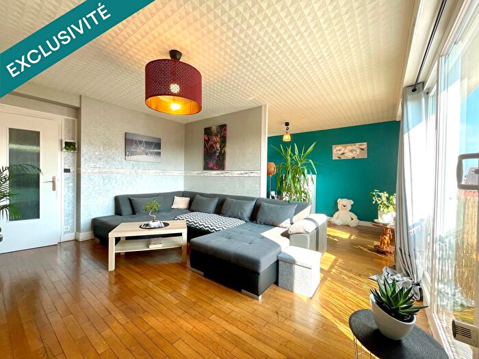 Appartement à vendre - Longvic - 3 pièces - 2 chambres