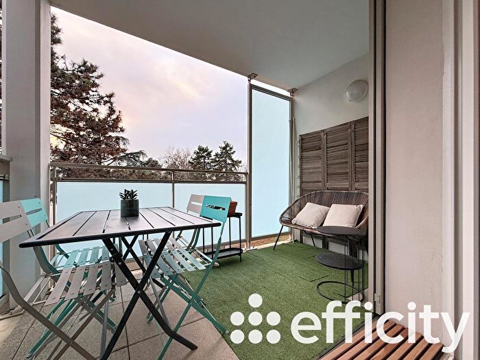 Appartement à vendre - Saint-Priest, Berliet - 3 pièces - 2 chambres