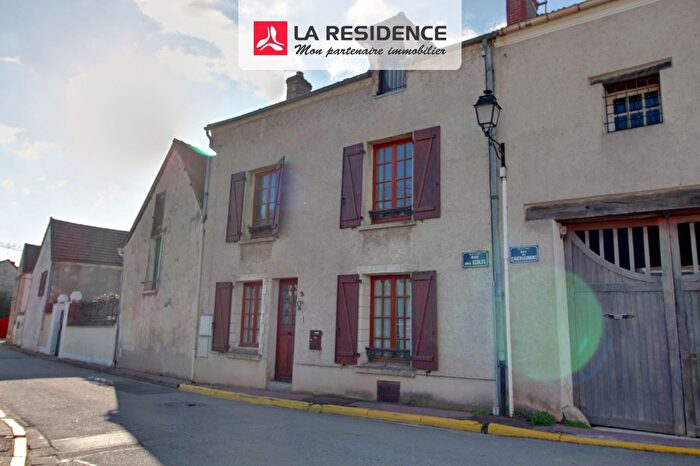 Maison 5 pièces à vendre à Issou