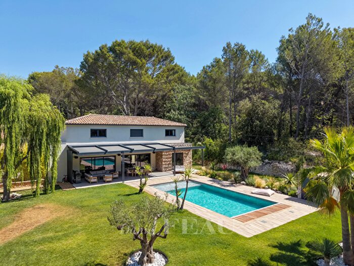 Aix-en-Provence, Centre-ville : Maison 6 pièces à vendre