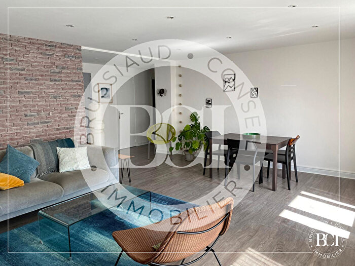 Appartement à vendre - Grenoble, Eaux-Claires, Mistral - 3 pièces - 2 chambres