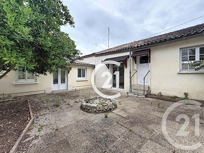 Cognac, Champ de Foire : Maison 4 pièces à vendre
