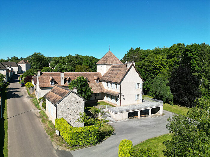 Maison à vendre - Mercurey - 9 pièces - 5 chambres