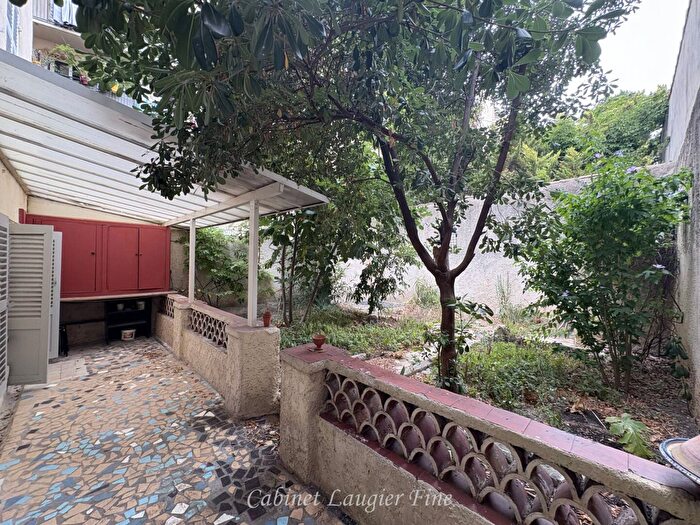 Appartement à louer - Marseille ème arrondissement - 2 pièces - 1 chambre