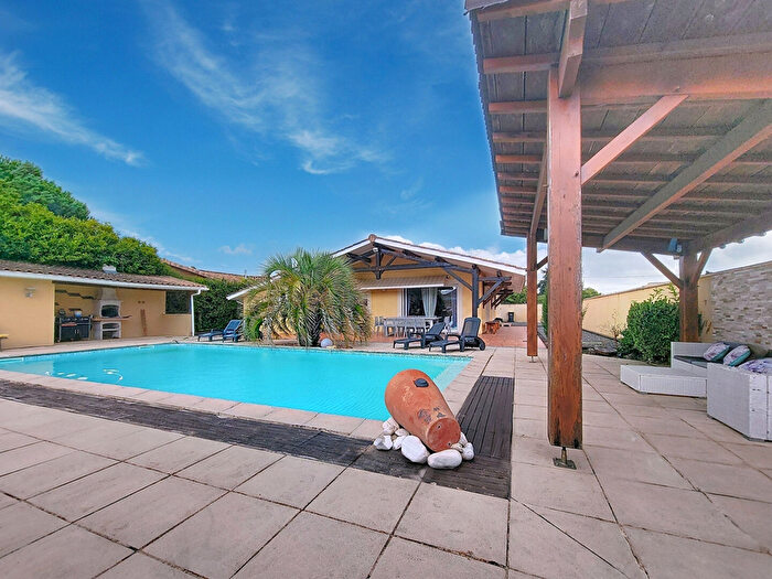 Maison à vendre - Ludon-Médoc - 5 pièces - 3 chambres