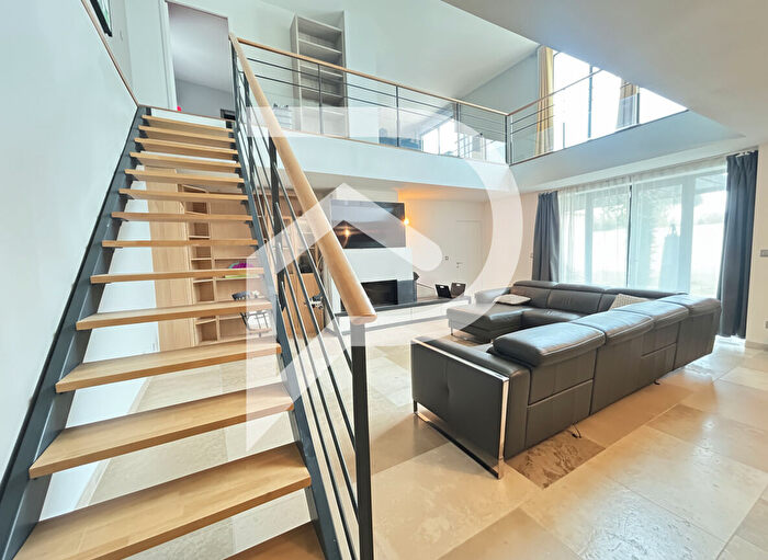 Maison à vendre - Saint-Laurent-dAigouze - 5 pièces - 4 chambres