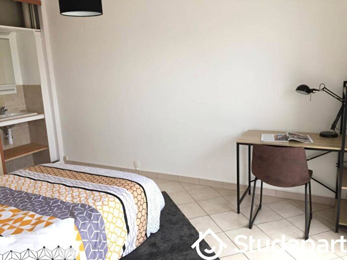 Appartement à louer - Les Nations, Vand uvre-lès-Nancy - 1 pièce - 3 chambres