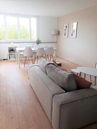 Appartement 1 pièce à louer - Les Essarts, Bron