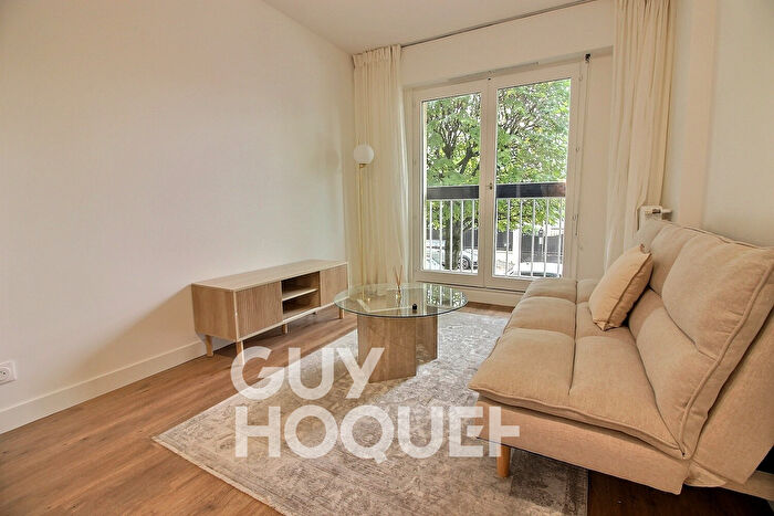 Appartement à louer - Rueil-Malmaison, Buzenval - 2 pièces - 1 chambre