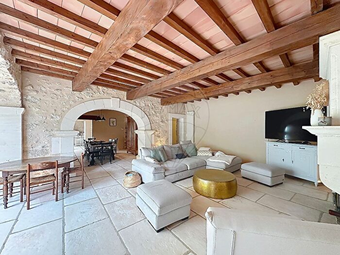 Maison 10 pièces à louer - Saint-Hilaire-dOzilhan