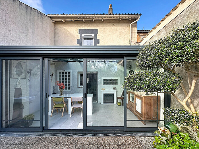 Gençay : Maison 6 pièces à vendre