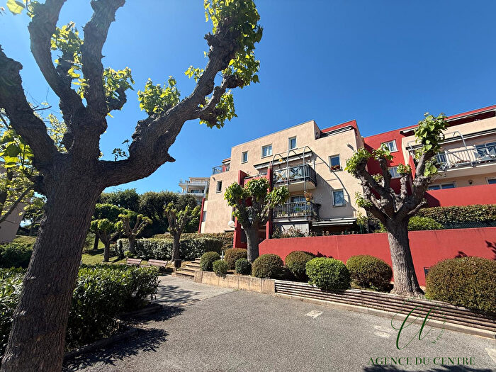 Appartement 4 pièces à Nice, Sainte-Marguerite, à vendre