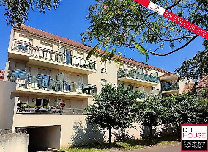 Appartement à vendre - Limay, Centre-ville - 4 pièces - 2 chambres