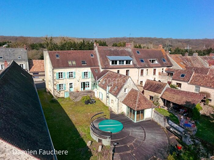 Sainte-Mesme : Maison 10 pièces à vendre