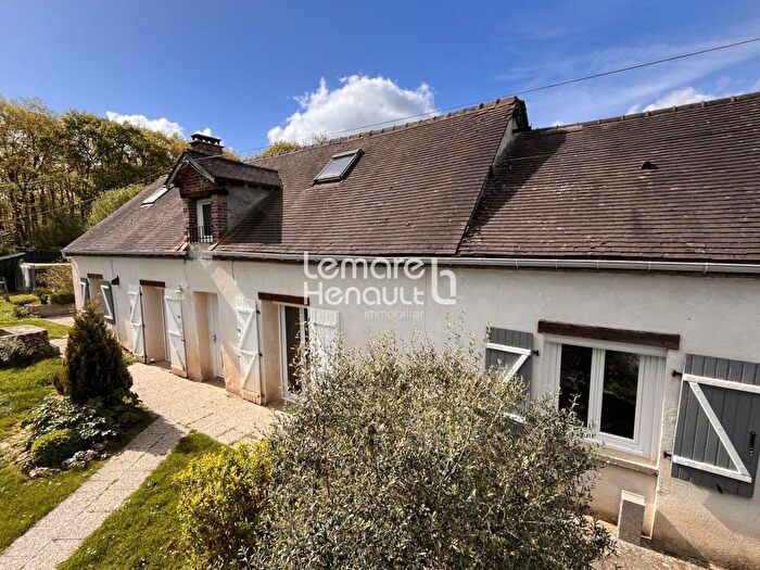 Maison 8 pièces à Saint-Rémy-sur-Avre, à vendre