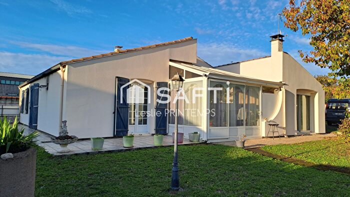 Maison à vendre - Niort, Centre-ville - 6 pièces - 4 chambres