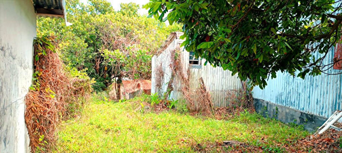 Maison à vendre - Saint-Denis - 4 pièces - 3 chambres