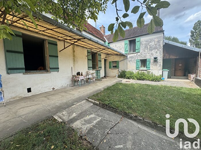 Maison à vendre - Châteauthierry Les Chesneaux - 5 pièces - 4 chambres