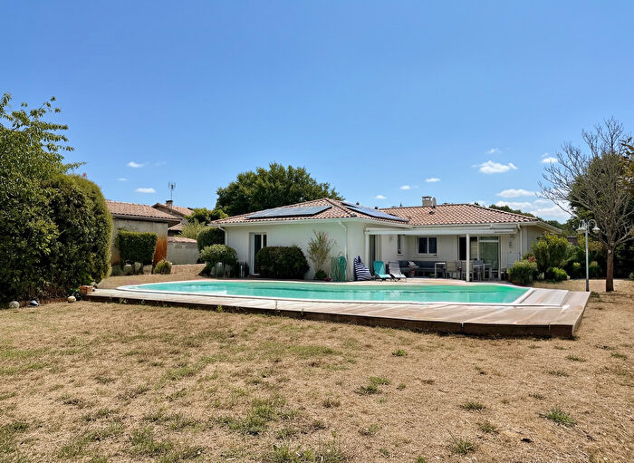 Maison 4 pièces à louer - Mios