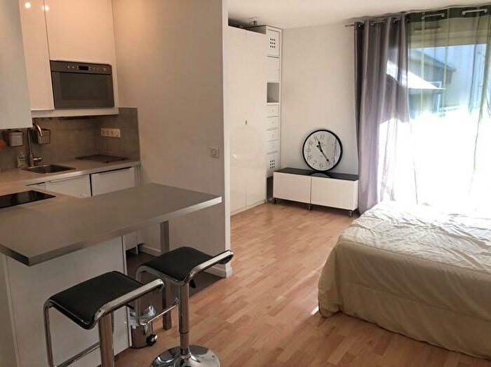 Appartement à louer - Beauté Baltard-Le Port, Nogent-sur-Marne - 1 pièce