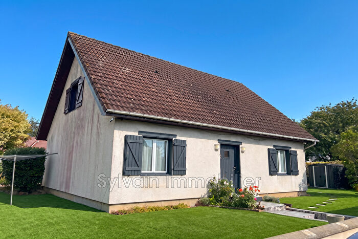 Maison 5 pièces à Moliens, à vendre