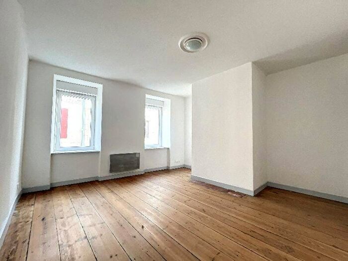 Anglade : Maison 5 pièces à louer