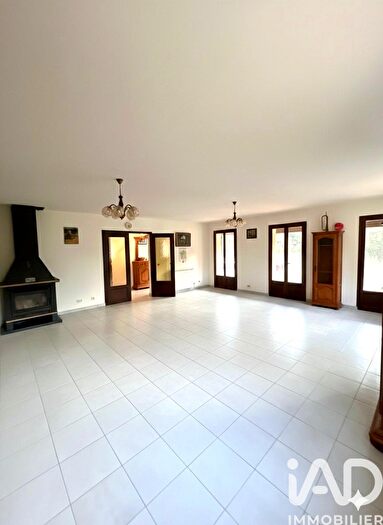 Maison à vendre - Salernes - 4 pièces - 3 chambres