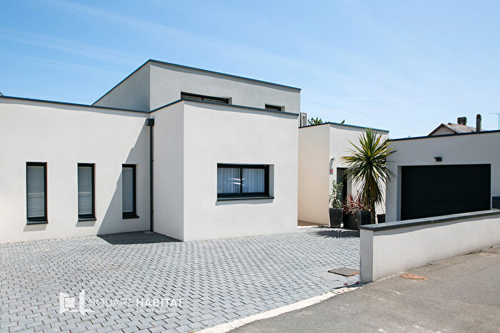 Maison à vendre - Montreuil-Juigné - 6 pièces - 4 chambres