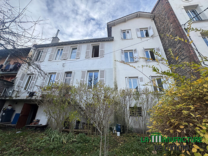 Maison à vendre - Saint-Étienne, Méons, Le Soleil, Châteaucreux, Saint-François - 8 pièces - 6 chambres