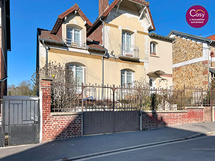 Maison à vendre - Soissons - 10 pièces - 6 chambres