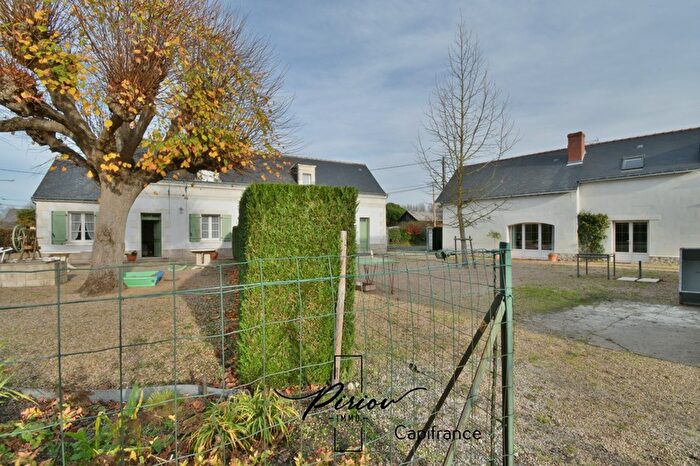 Maison à vendre - Saint-Martin-de-la-Place - 13 pièces - 8 chambres