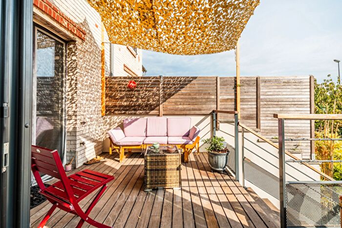 Maison 5 pièces à Courbevoie, Bécon, à vendre