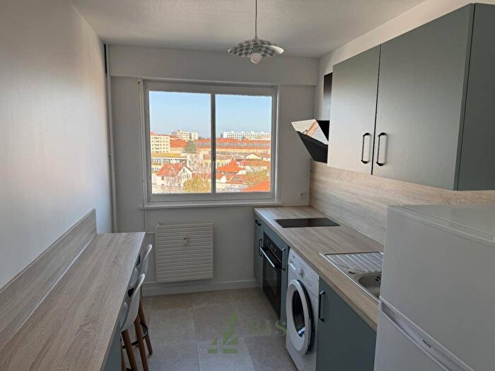 Appartement à louer - Roanne - 2 pièces - 1 chambre