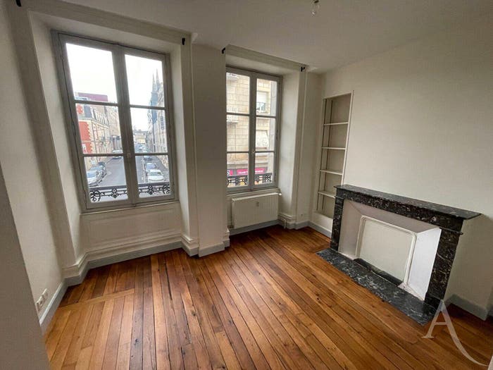 Appartement 4 pièces à Centre Ville-Les Marins, Châteauroux, à louer
