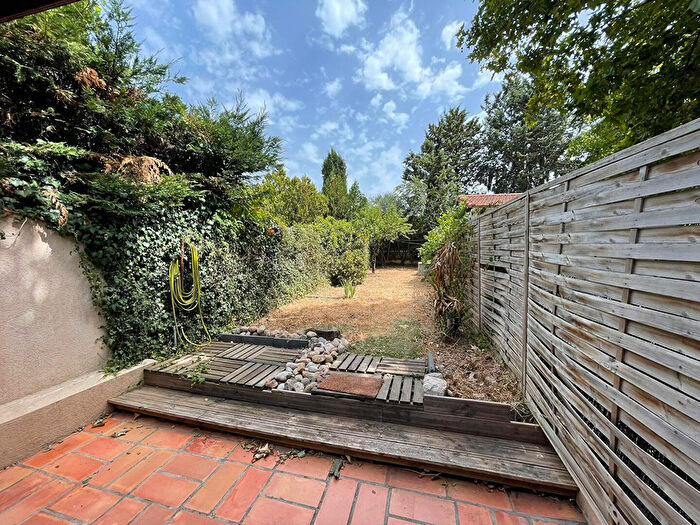 Appartement à louer - Aix-en-Provence, Les Milles - 2 pièces - 1 chambre