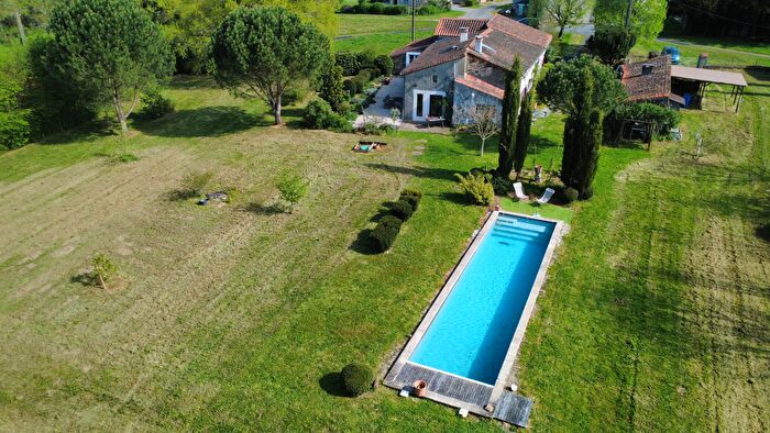Maison 6 pièces à Bellac, à vendre