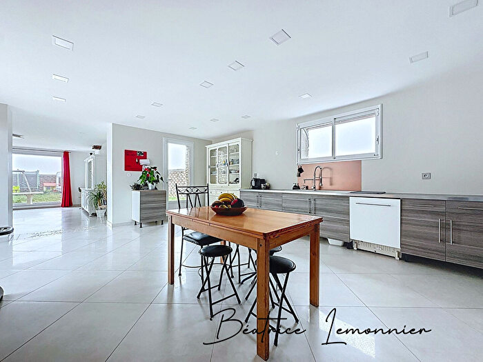 Maison à vendre - Nancray-sur-Rimarde - 8 pièces - 4 chambres